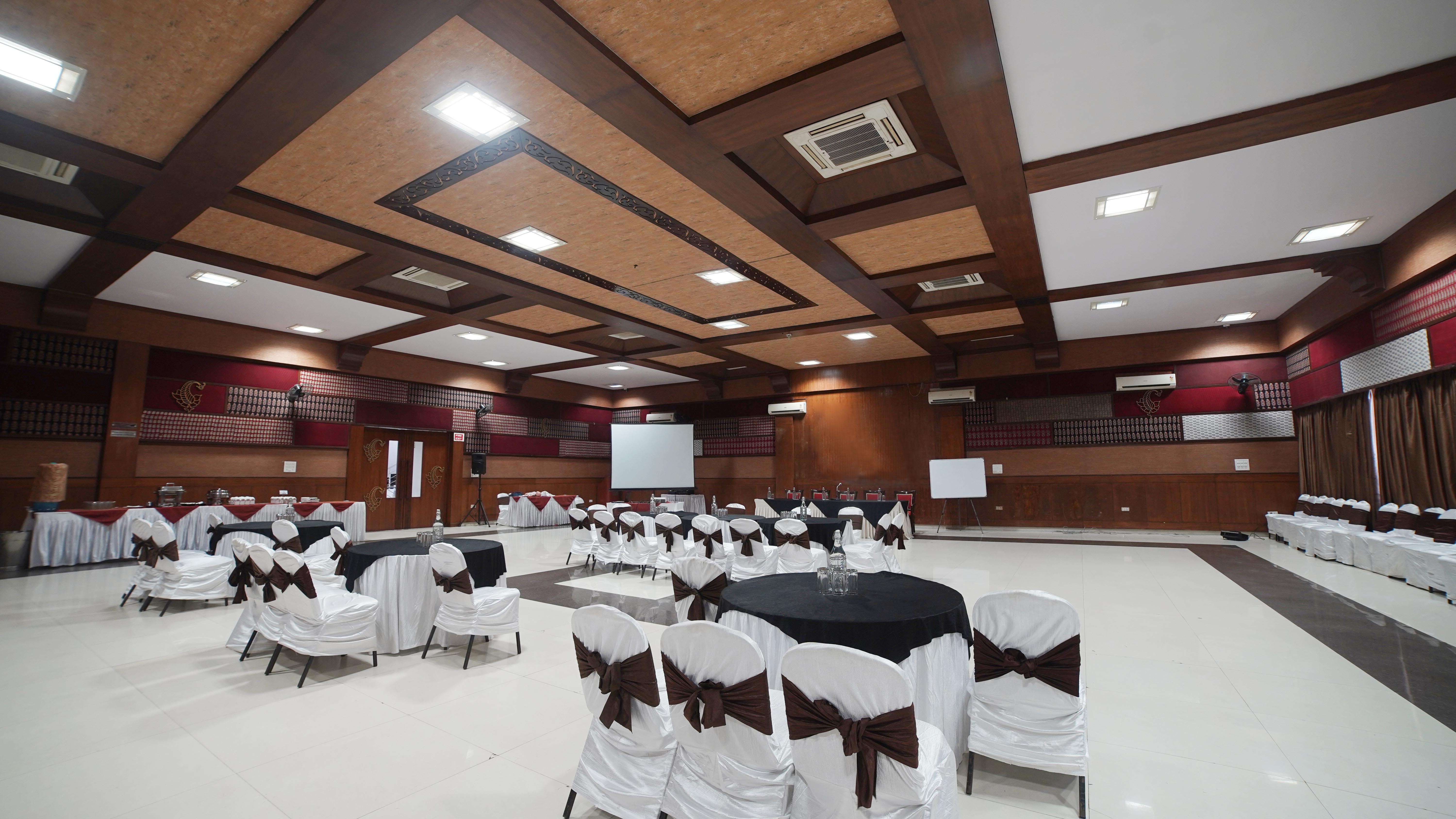 Hotel Palash Residency Bhopal - MP Tourism